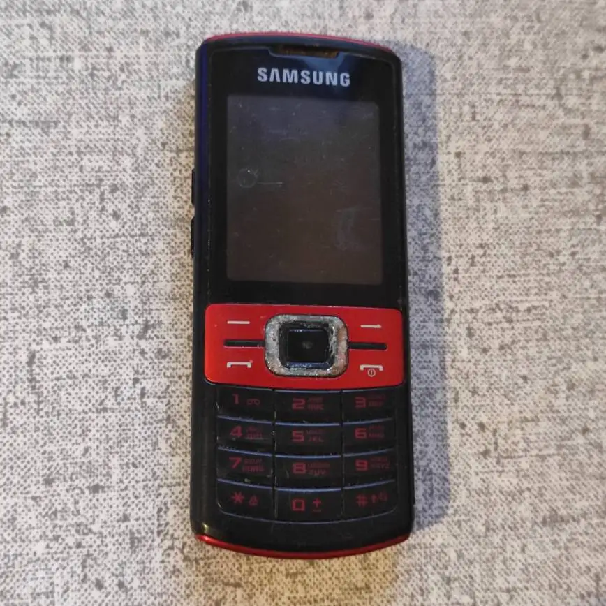 Телефон Samsung GT-C3010 под восстановление или на запчасти б.у ...