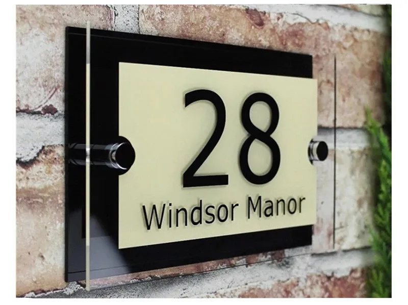 Plaque personnalisée de maison moderne - Plaque-Numéro-Maison.fr