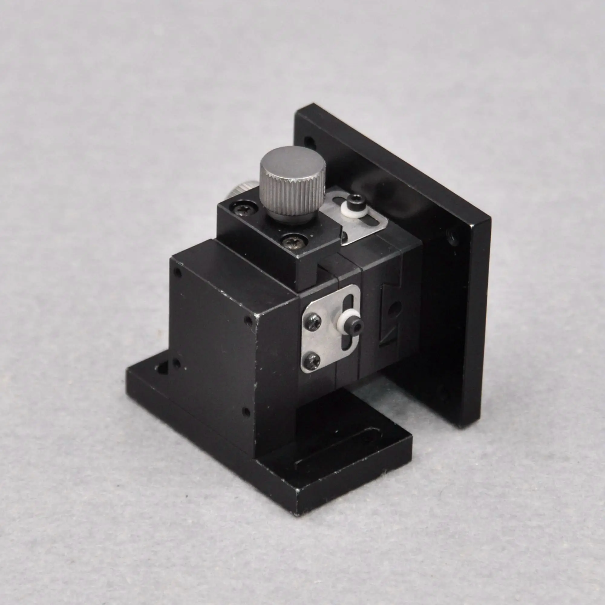 XY Axis Translation Stage Optical 25 * 25mm Table Manual High Precision ...