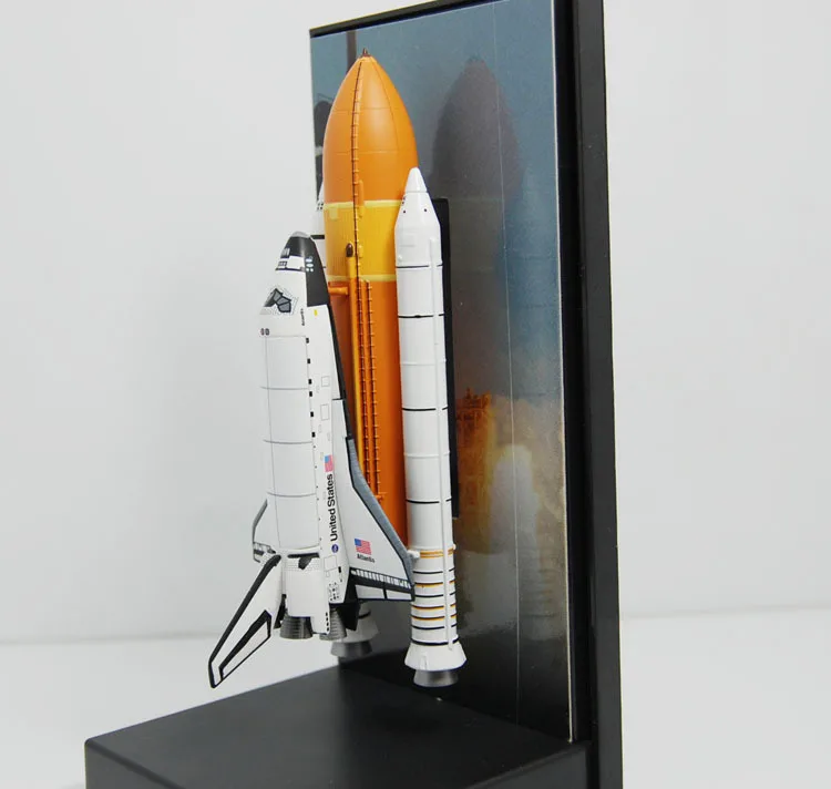 Space Shuttle Dragon