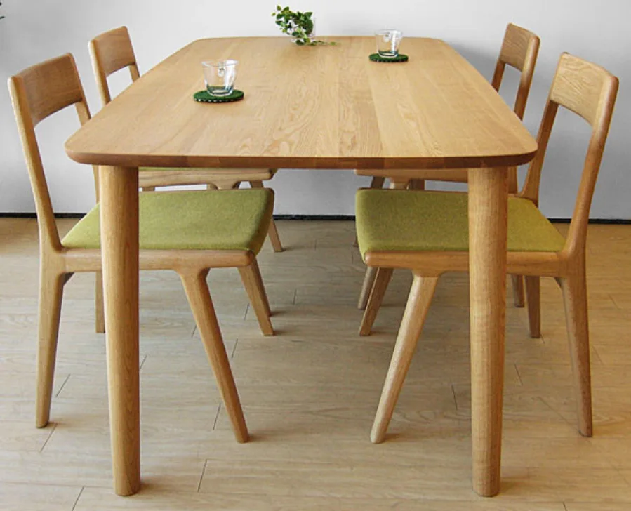 Simple Japanese Style Dining Table