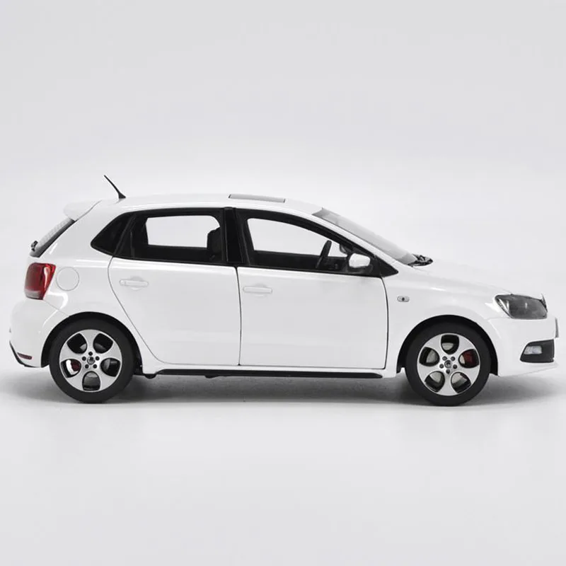 1:18 Alloy Model Car For GIT 2015 New PoIo Hatchback Metal Diecast Car ...