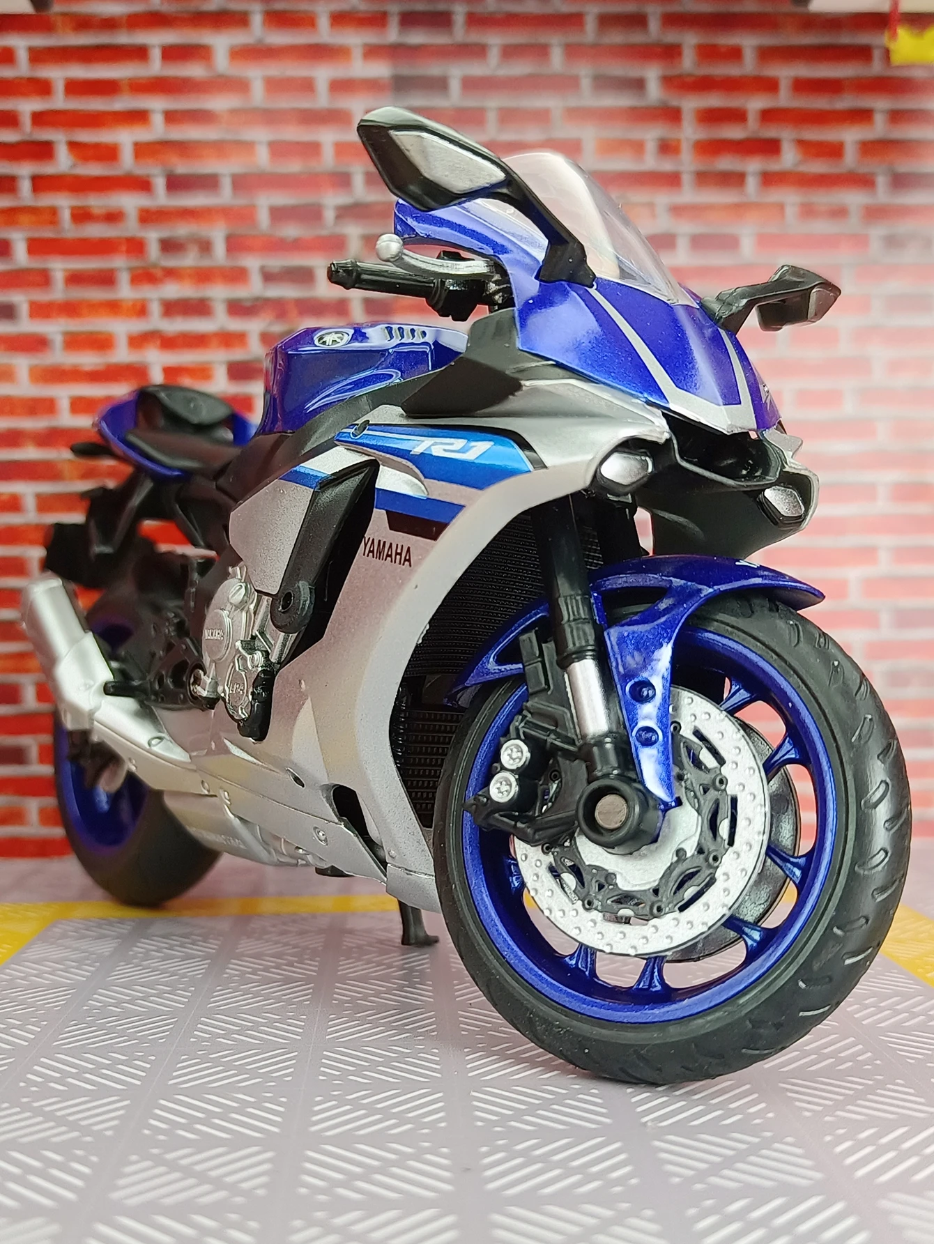 1:12 Yamaha YZF-R1 Classic Motorcycle Alloy Diecast Motorcycle Model ...