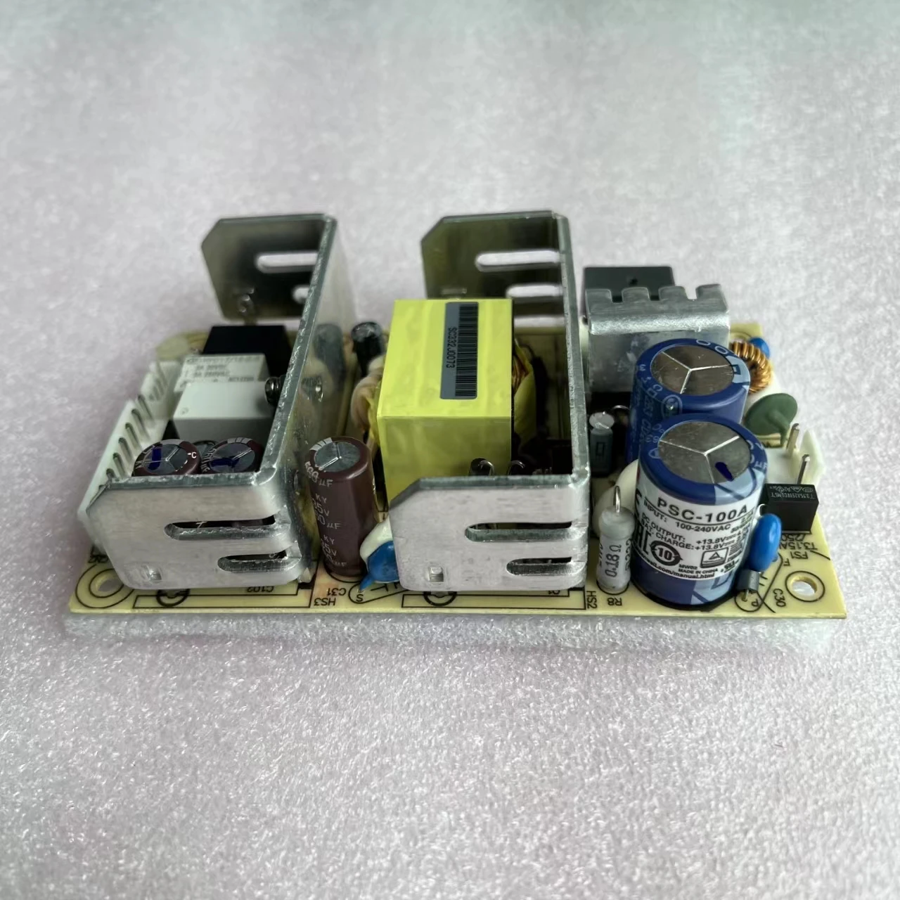 MEAN WELL 100 Вт с одним выходом и зарядным устройством (функция ИБП ...