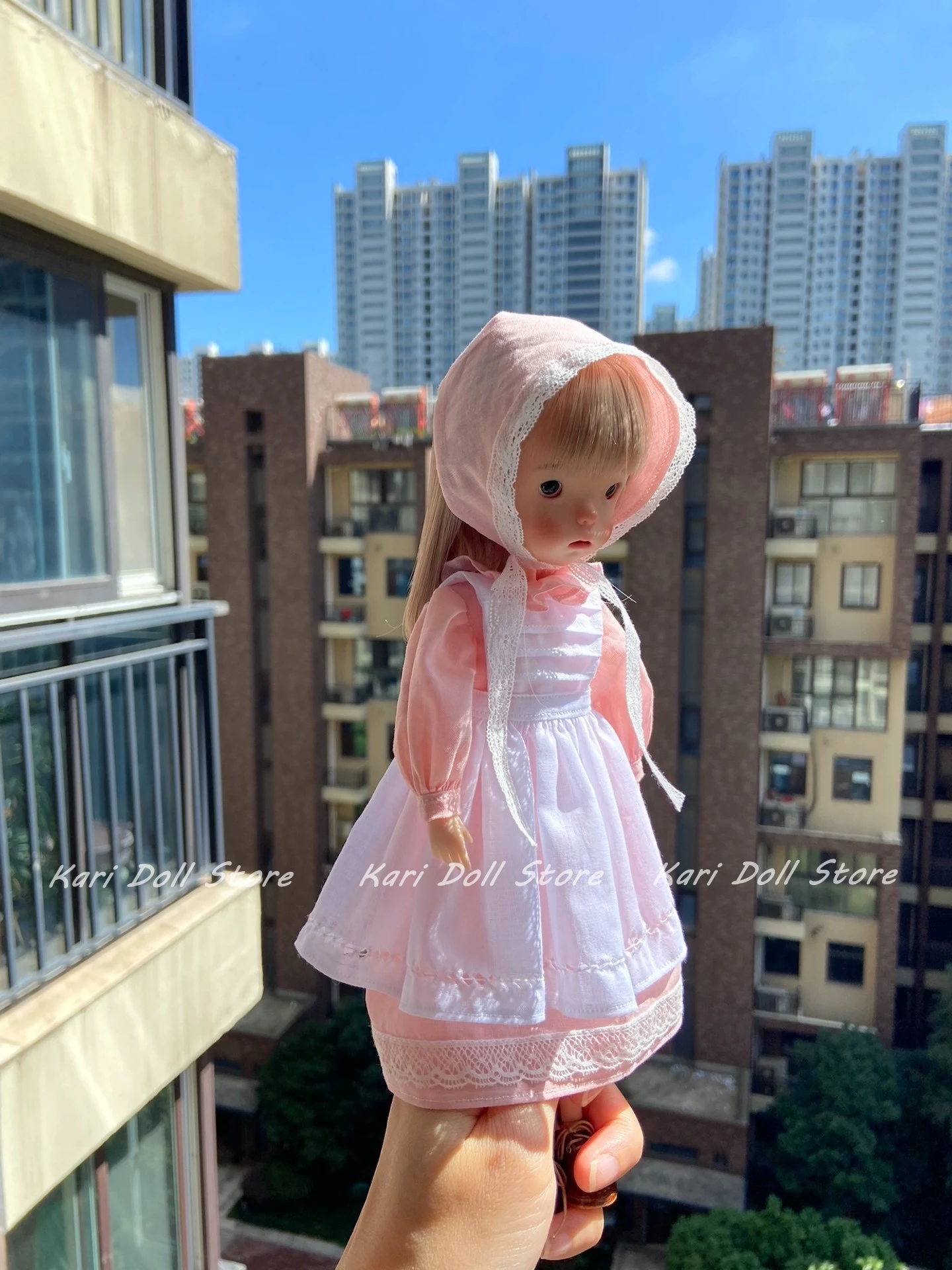 Одежда и юбки Kari Doll, розовое платье с рюшами и воротником, тюрбан ...