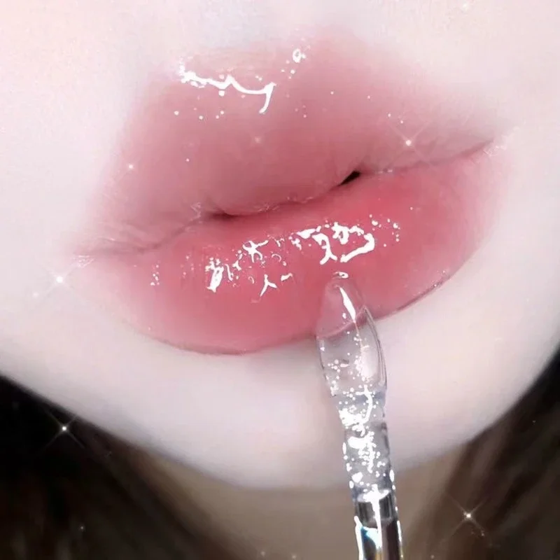 aesthetic lip gloss