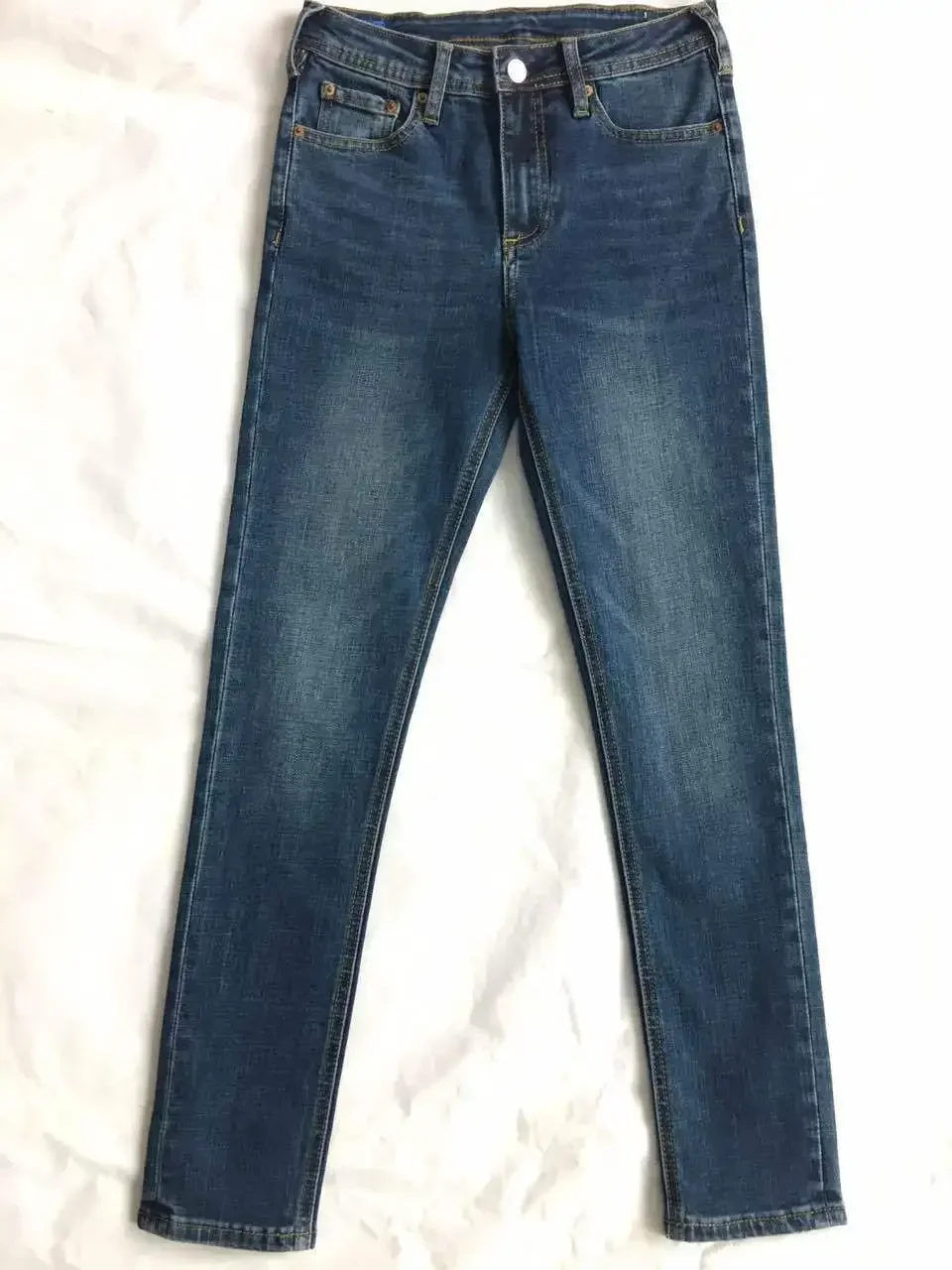 Женские джинсы, классические простые, доступны четыре цвета ...