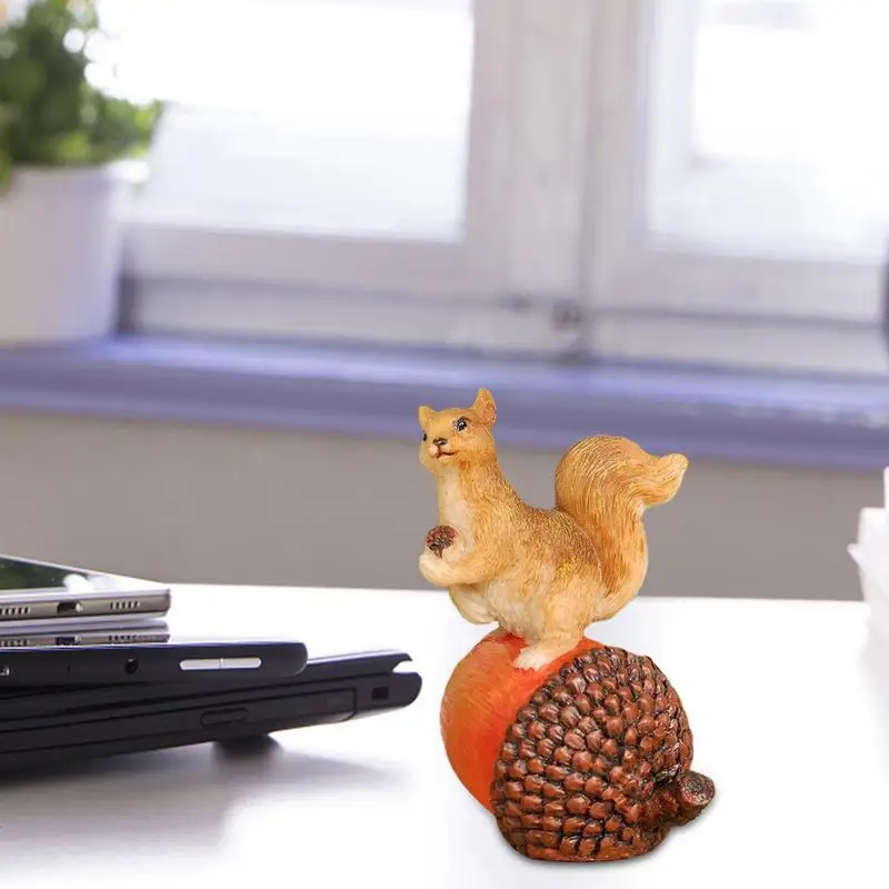 Squirrel Figurine Cute Resin Squirrel Cake Topper Miniature Squirrel ...