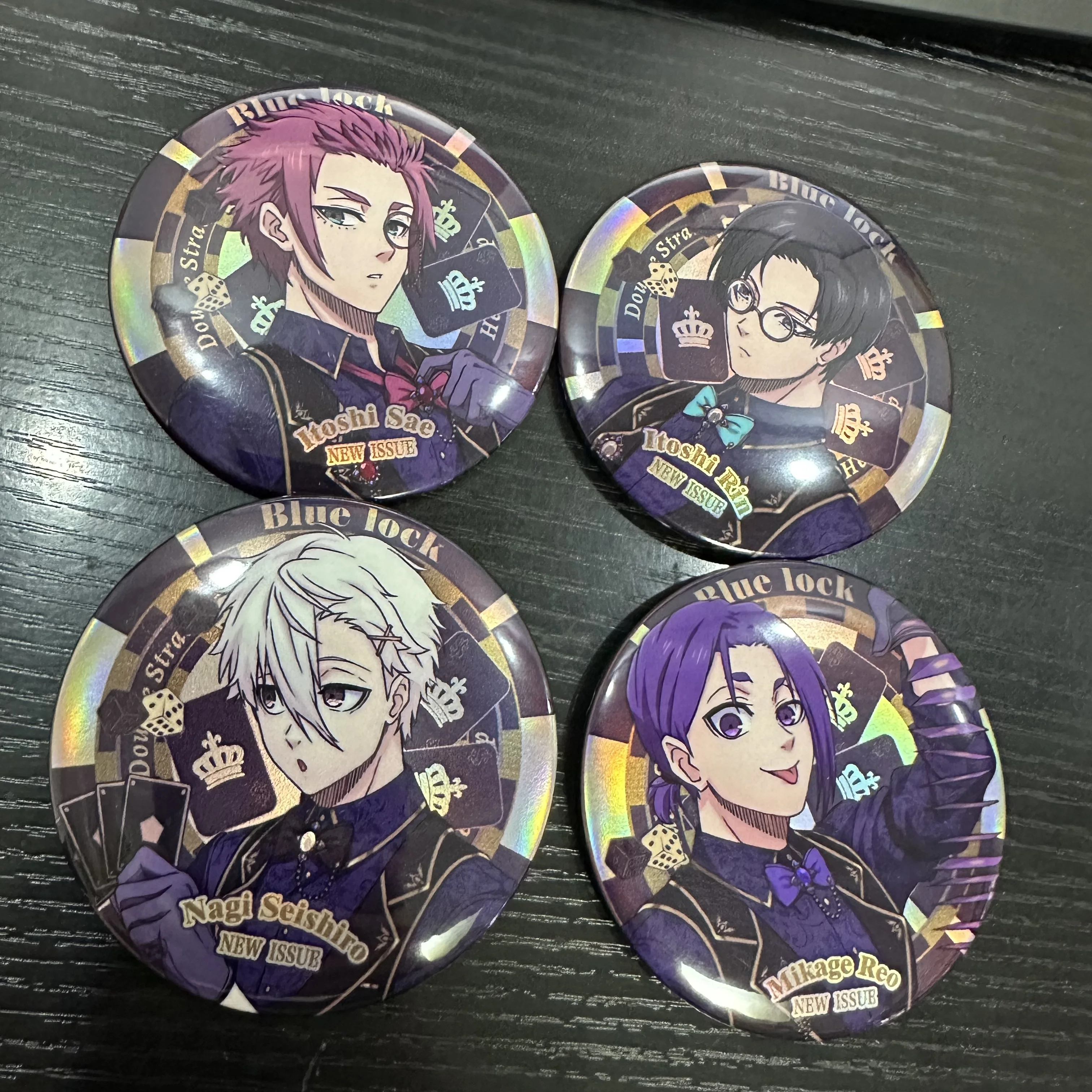Горячие аниме Фигурки BLUE LOCK Itoshi Sae Rin Itoshi Nagi Seishiro Косплей Металлический значок ...