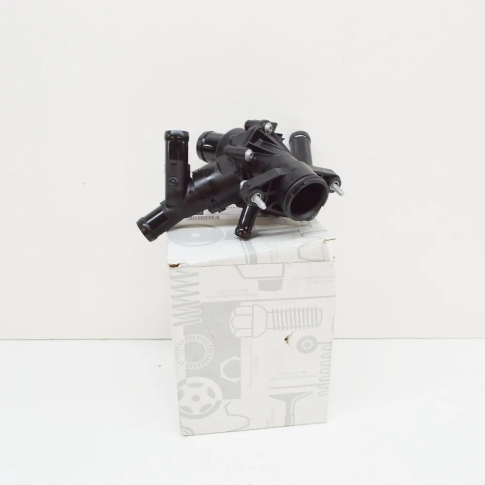 Термостатический корпус охлаждающей жидкости A2702002200 2,0 2702000615 ...