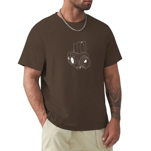 Plus size tees store