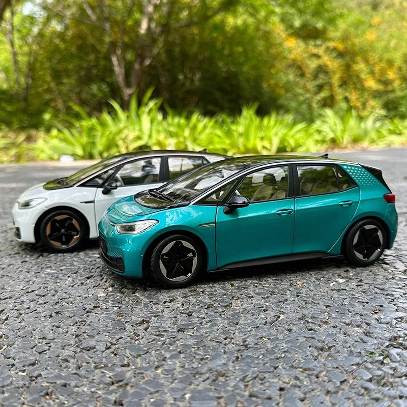 1: 18 The original for ID.3 SUV ID3 light version alloy simulation car ...