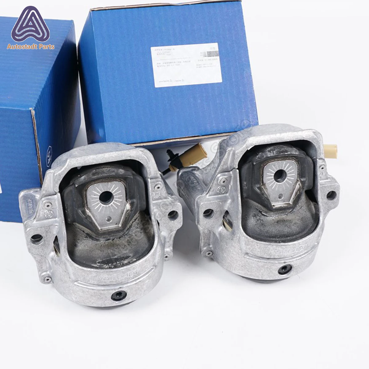 8R0 199 381 C Совершенно новый левый и правый опорный кронштейн ...