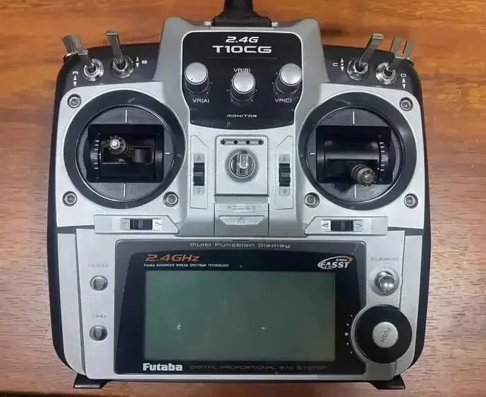 Futaba 90% новый 10CG 10C T10CG 2,4 ГГц 2,4 г FASST 2048 10-канальный ...