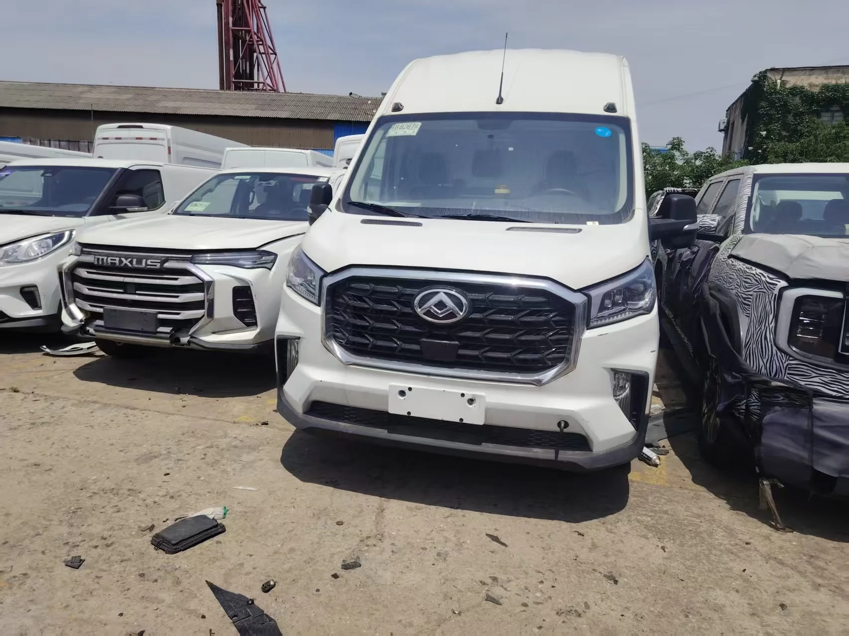 Б/у 2021 MAXUS V90 RV 2.0T 148HP L4 6AT для высокого напряжения, хорошая цена, хороший сорт ...