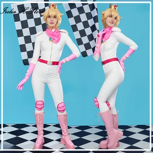 Fat Princess Peach Cosplay