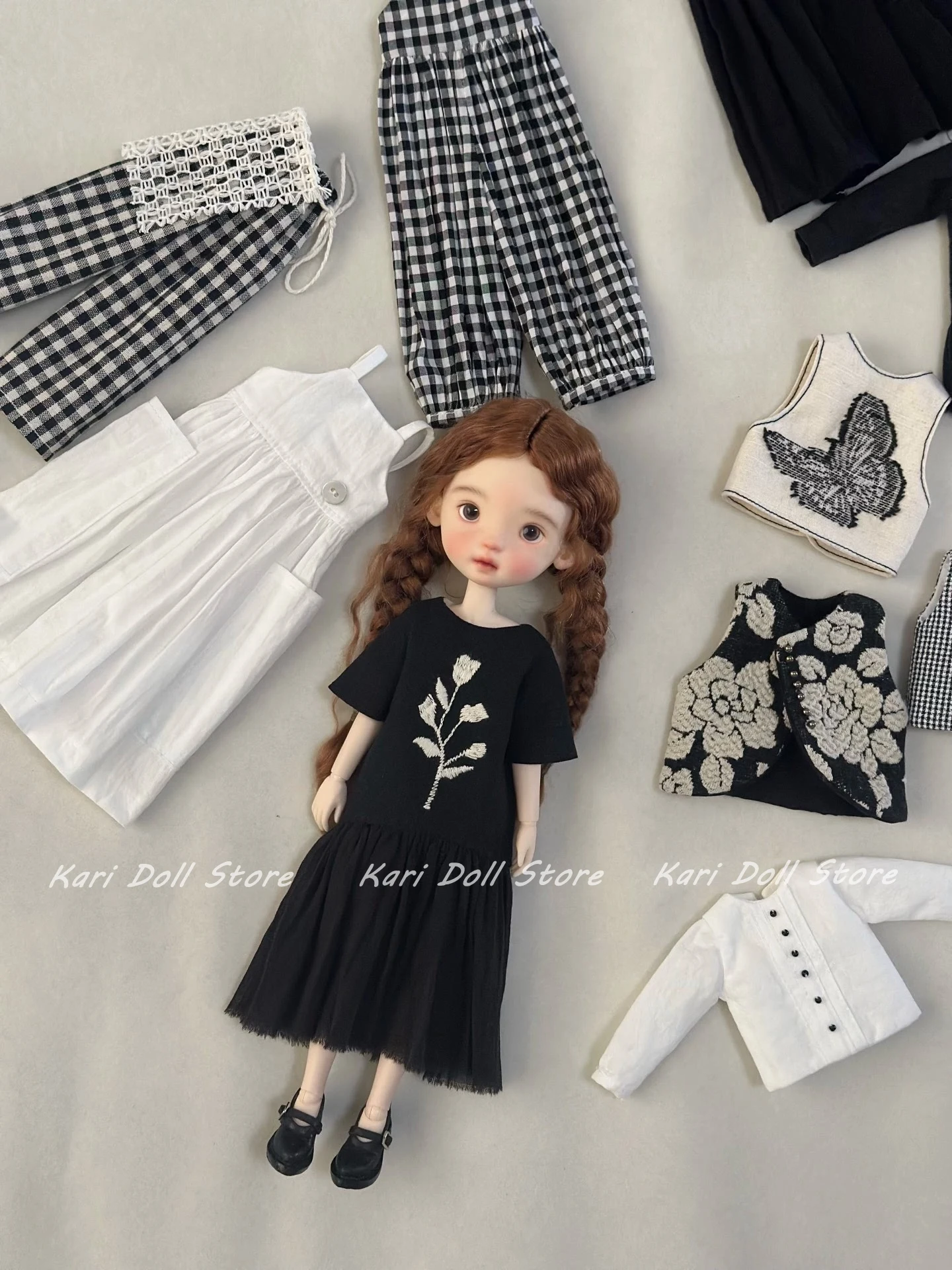 Kari Doll Одежда и платье 2025л. Литературное черное платье с цветочной ...