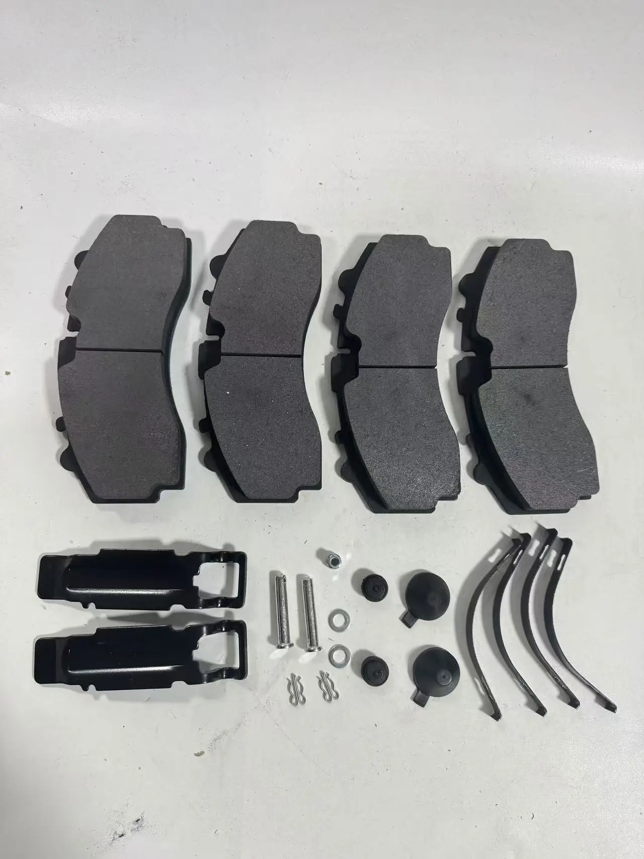 Подходит для тормозных колодок грузовиков SCANIA, дисковых тормозов OE ...